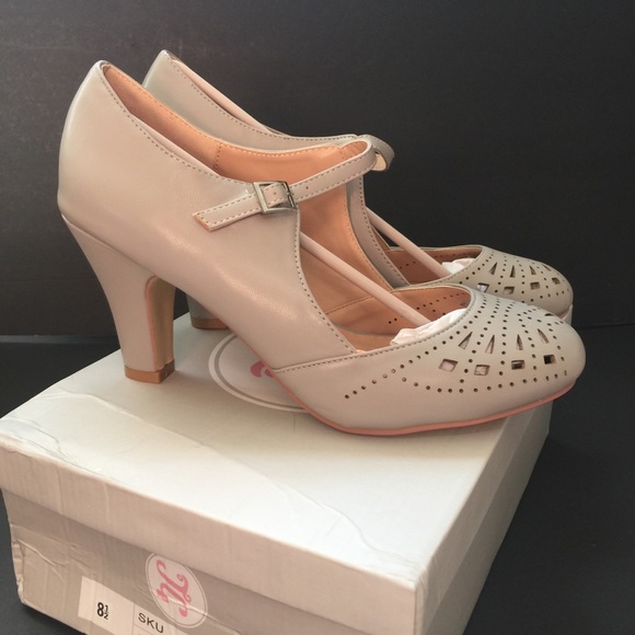 Journee Collection | Shoes | Journee Collection Elsa Pump | Poshmark